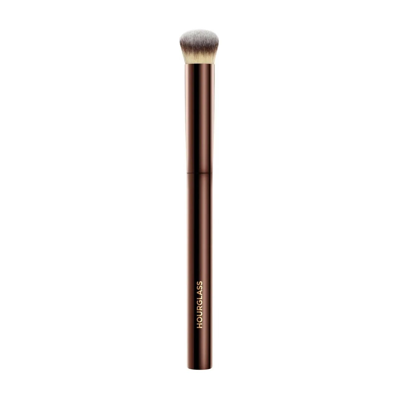 The 9 Best Concealer Brushes, According to Makeup Artists | Who What Wear