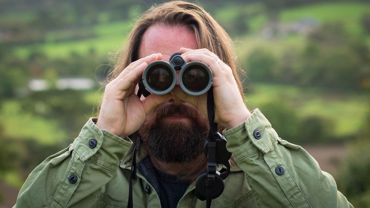 Leica Noctivid 10x42 binoculars review | Live Science