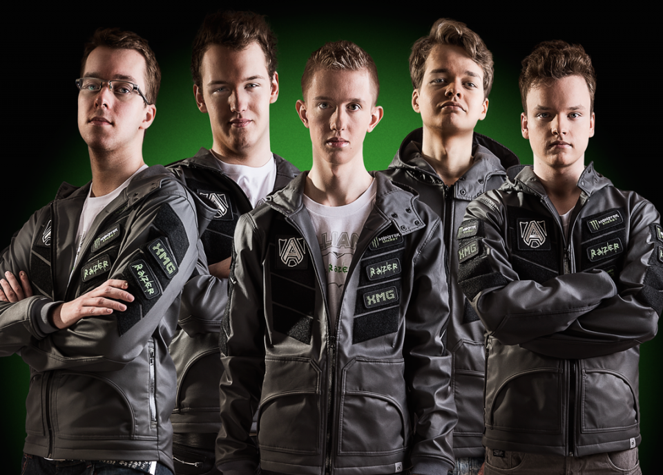 The role of coaches in League of Legends | PC Gamer