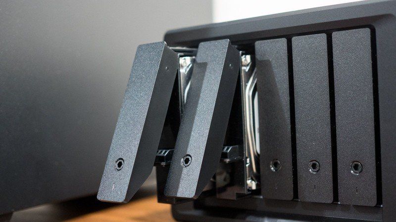 Synology DiskStation DS1520+ review: The ultimate home media server ...