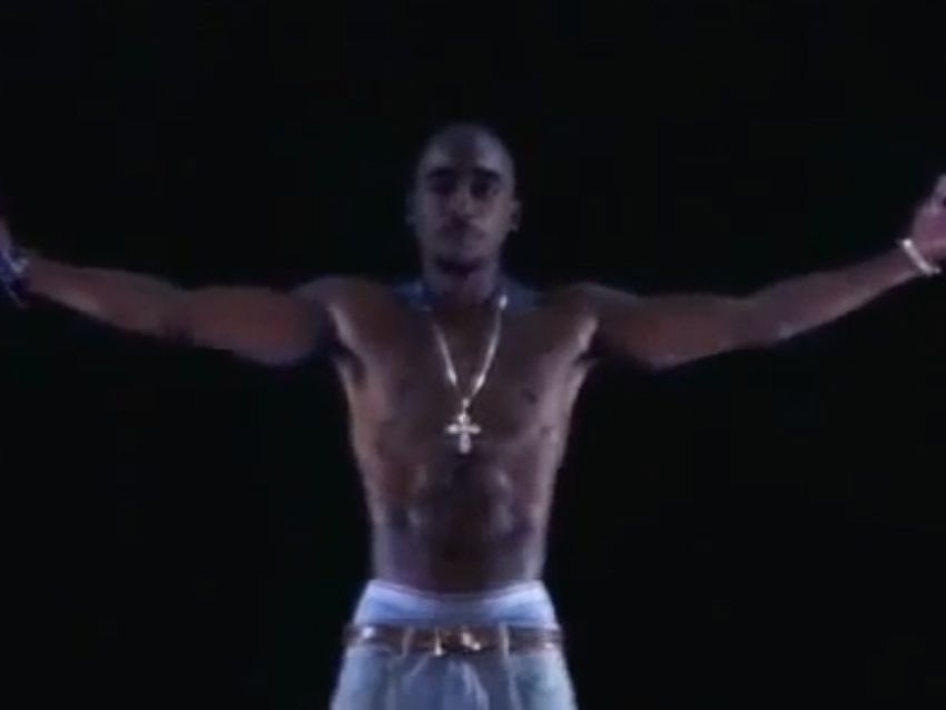 VIDEO: Tupac comes alive via hologram at Coachella | MusicRadar