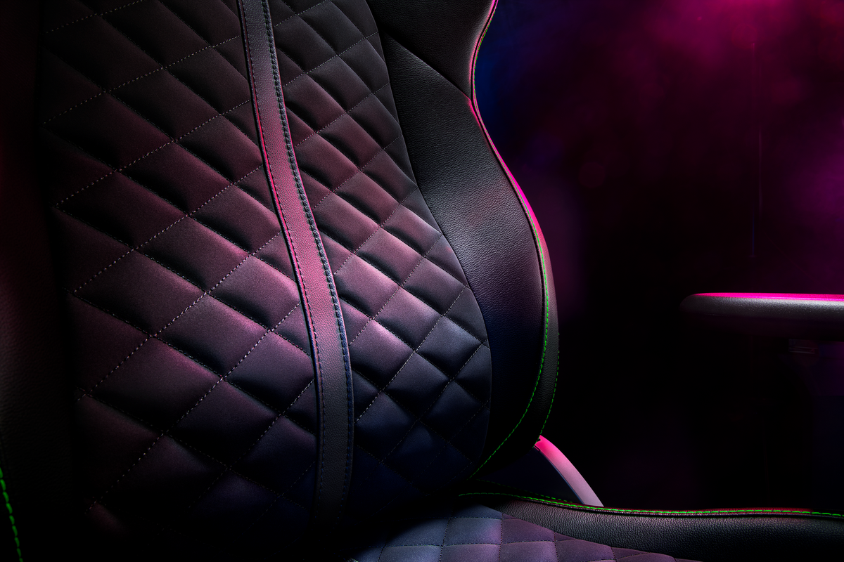 Razer’s Next Gaming Chair Ditches the Iskur’s Unique Lumbar Pillow ...