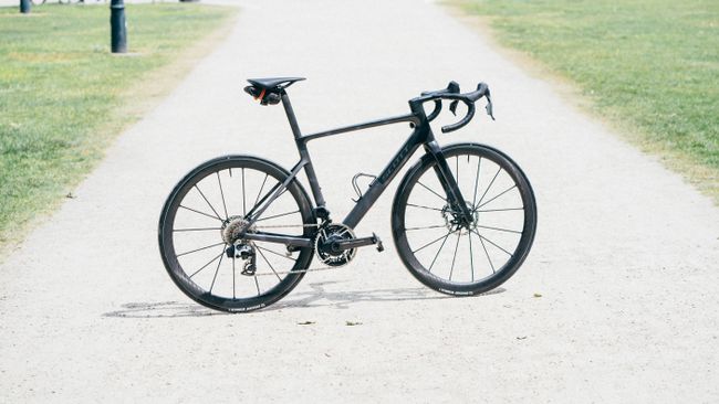 Wind tunnel testing aero bikes: Wild Factor prototype, Colnago Y1Rs ...