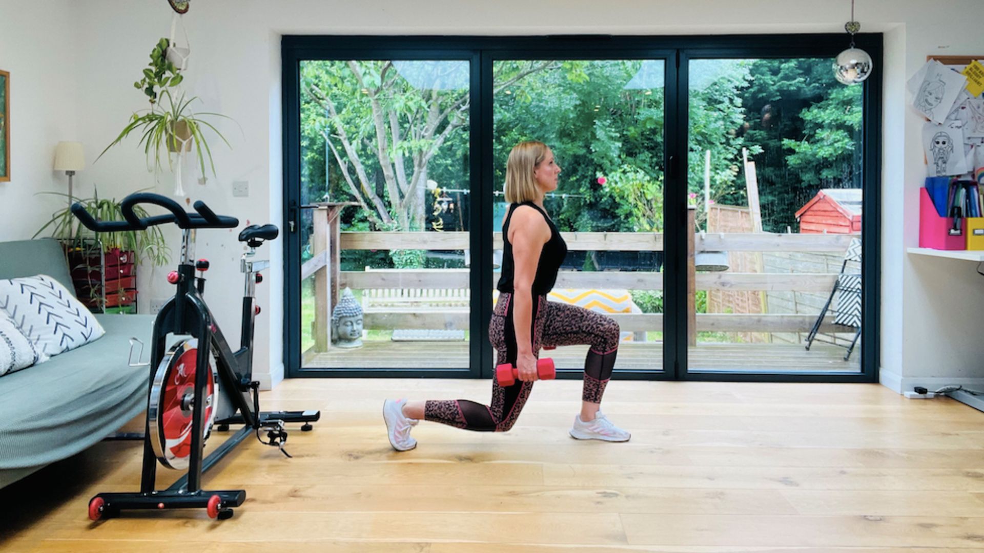 A trainer says you can work your entire body and build muscle with just ...