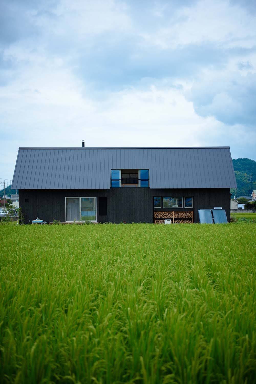 Takeshi Ikeuchi designs modern farmhouse in Japan | Wallpaper