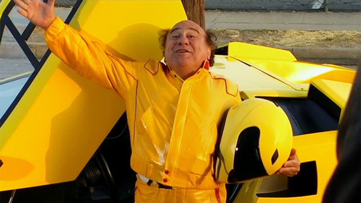 32 Crazy Moments With Danny DeVito's Frank Reynolds On It's Always ...
