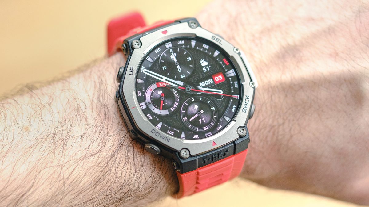 7 reasons why the Amazfit T-Rex 3 is better for watersports than Apple ...