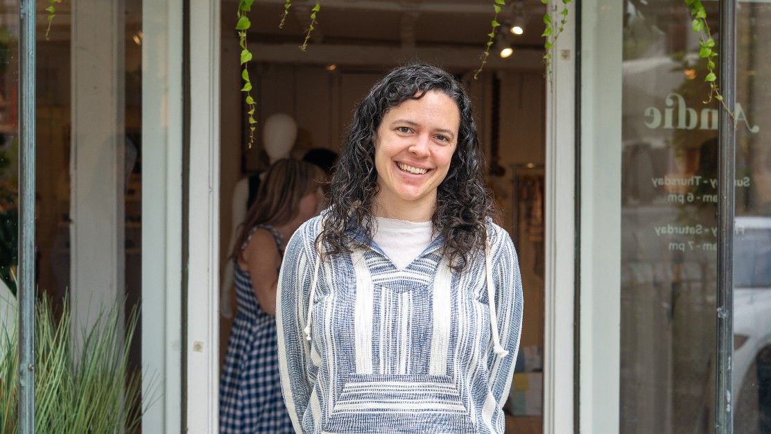 Andie Swim Founder Melanie Travis Talks Fundraising and Rainbow Washing ...