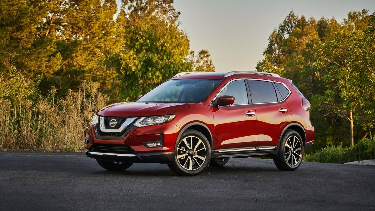 The 4x4 dashboard display on the 2020 Nissan Rogue shows how automation ...