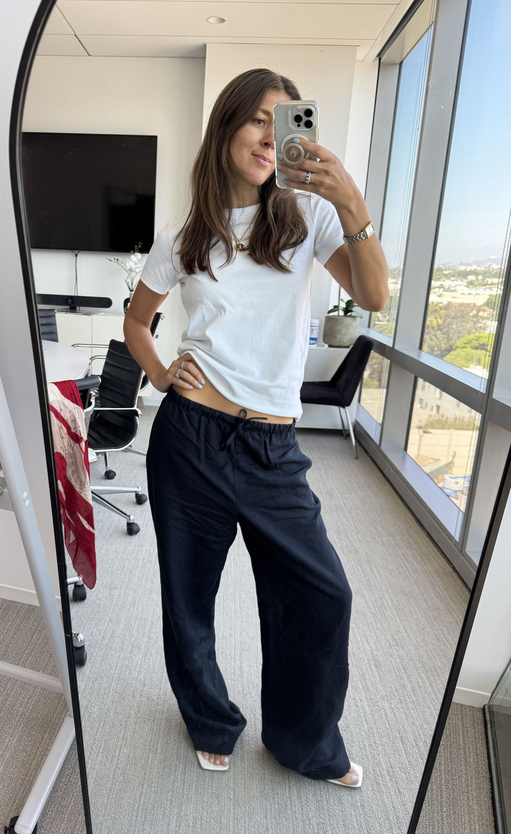 The 15 Best Low-Rise-Pants, According to a Fashion Editor | Who What Wear