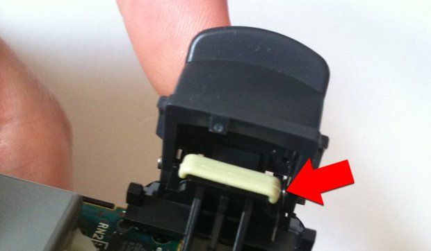 How to destroy your PS3 controller | GamesRadar+