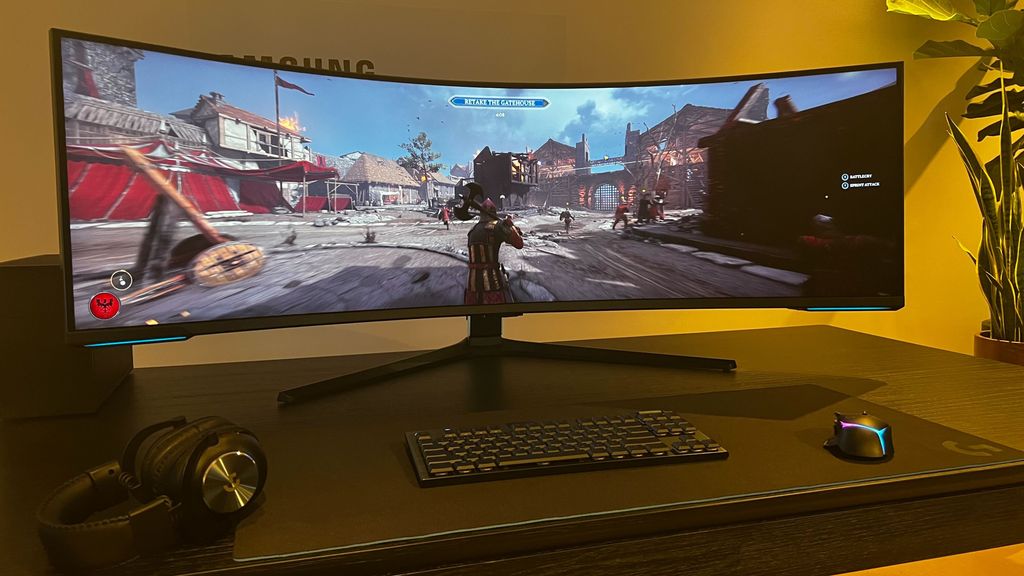 Samsung's new gigantic 57-inch gaming monitor is basically two 4K ...