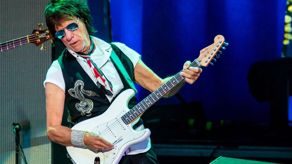 How to use a whammy bar: 5 techniques and tricks to learn | Guitar World