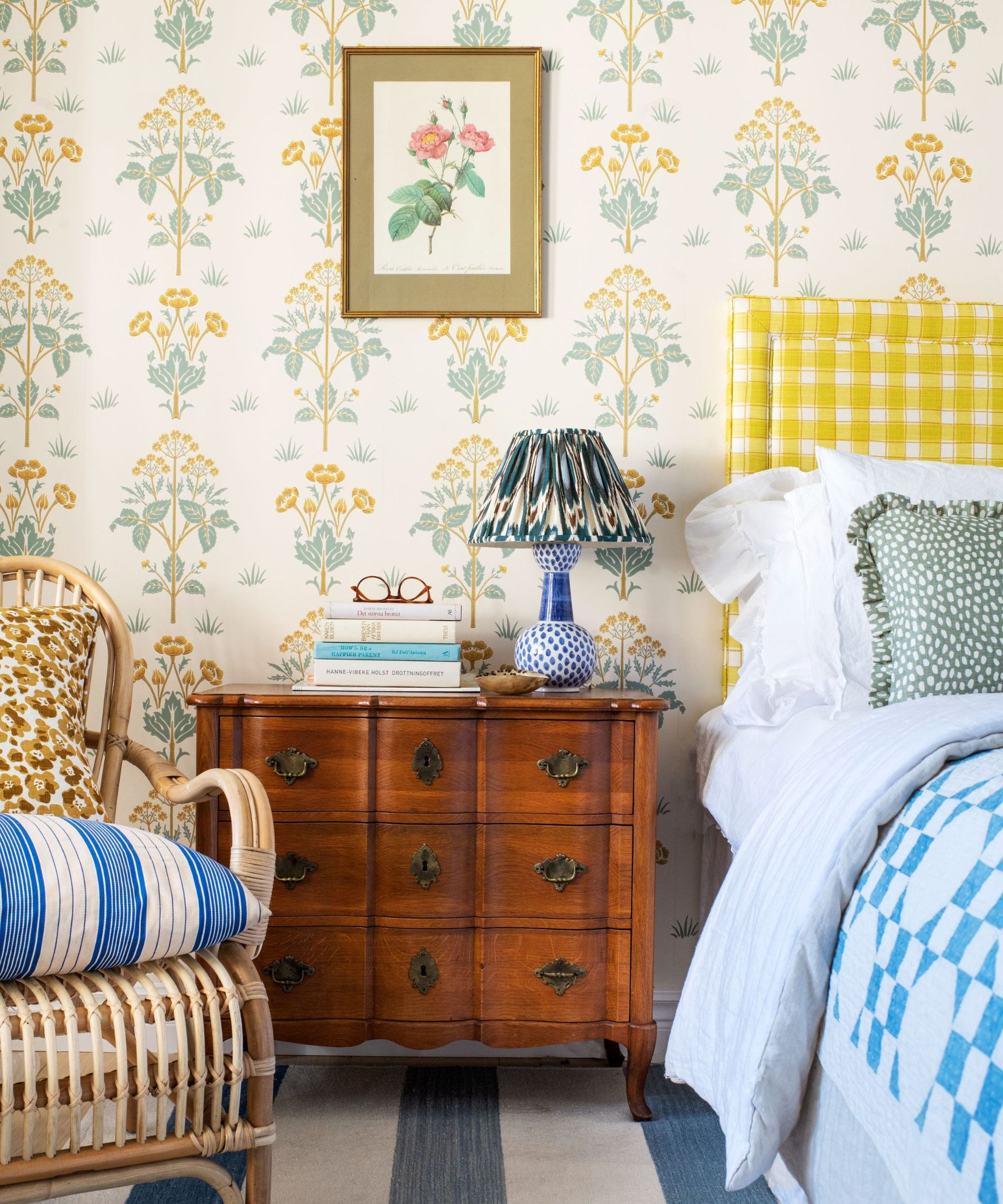 Nostalgia-core is the comforting decor trend that's everywhere right ...