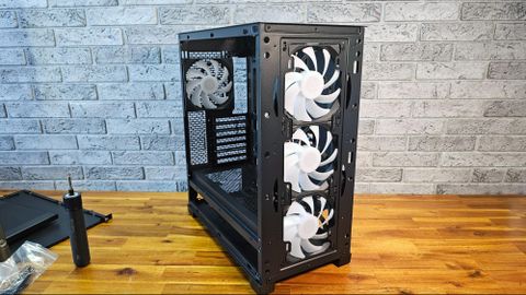 Hands-On with Phanteks' XT Pro Ultra PC case: Modern features with lots ...