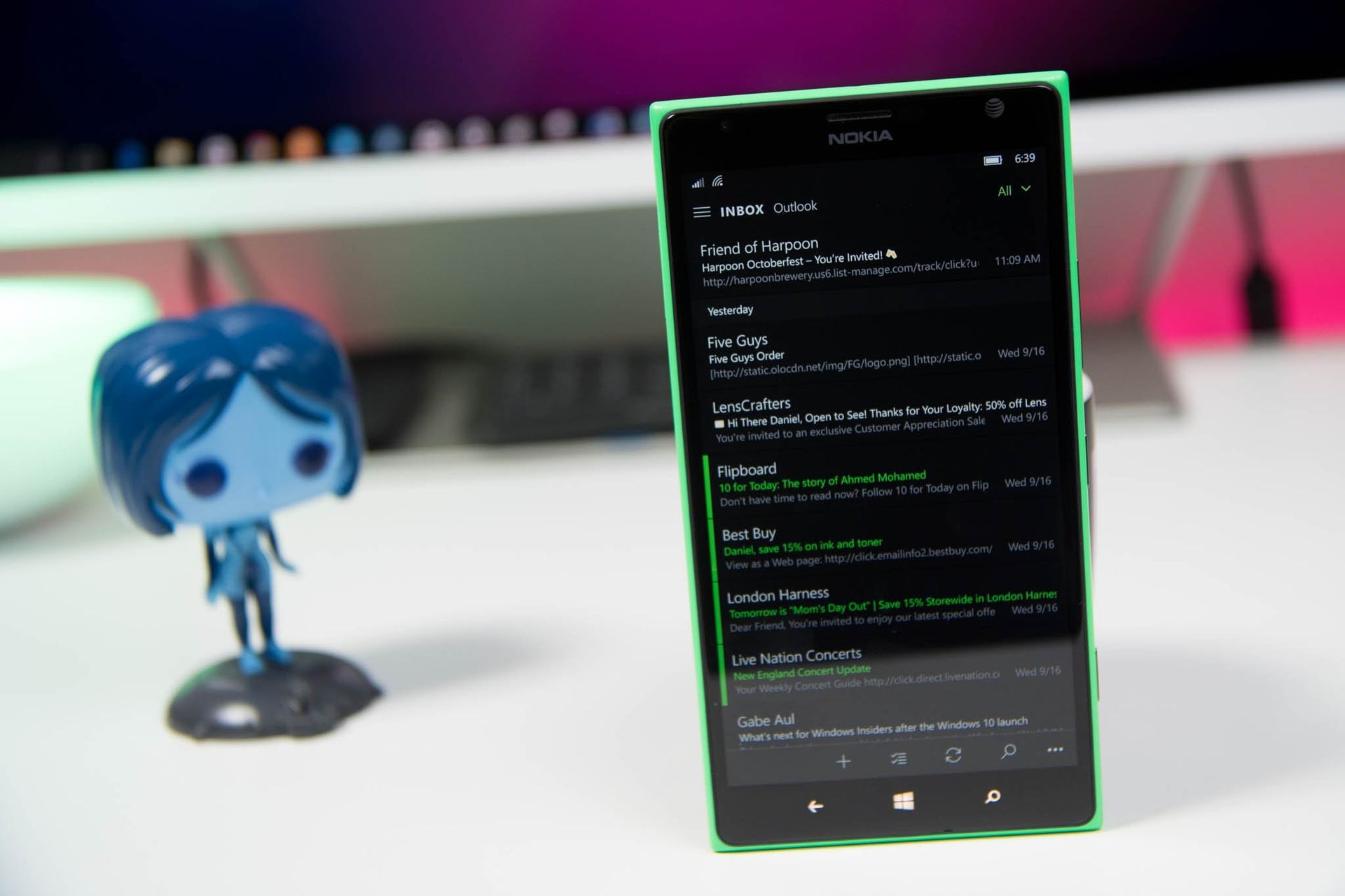 Microsoft pledges to keep adding new features to Windows 10's Mail and ...