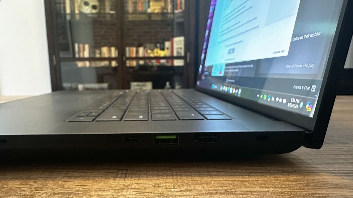 Razer Blade 16 (Early 2024): Our favorite gaming laptop gets even ...