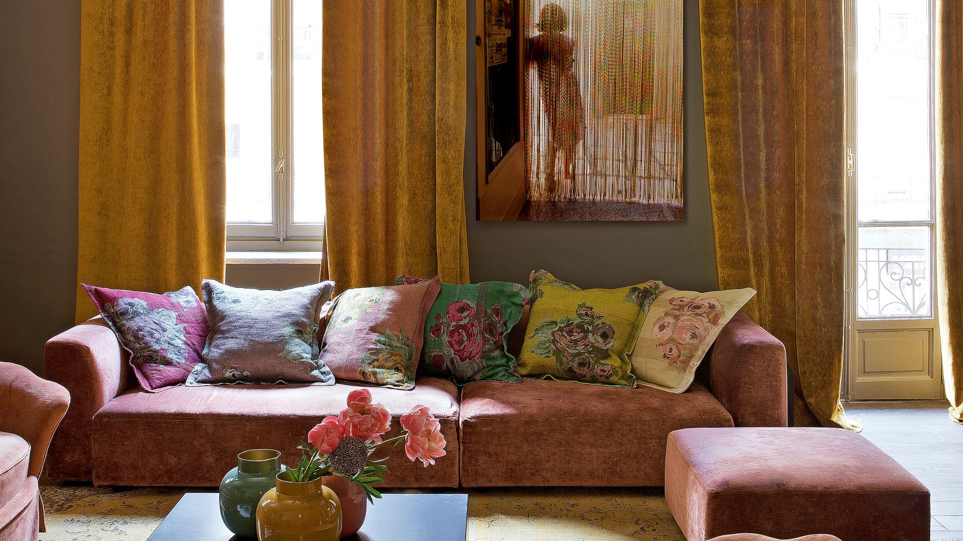 Daring design, color and pattern ensure this Turin apartment is one of ...