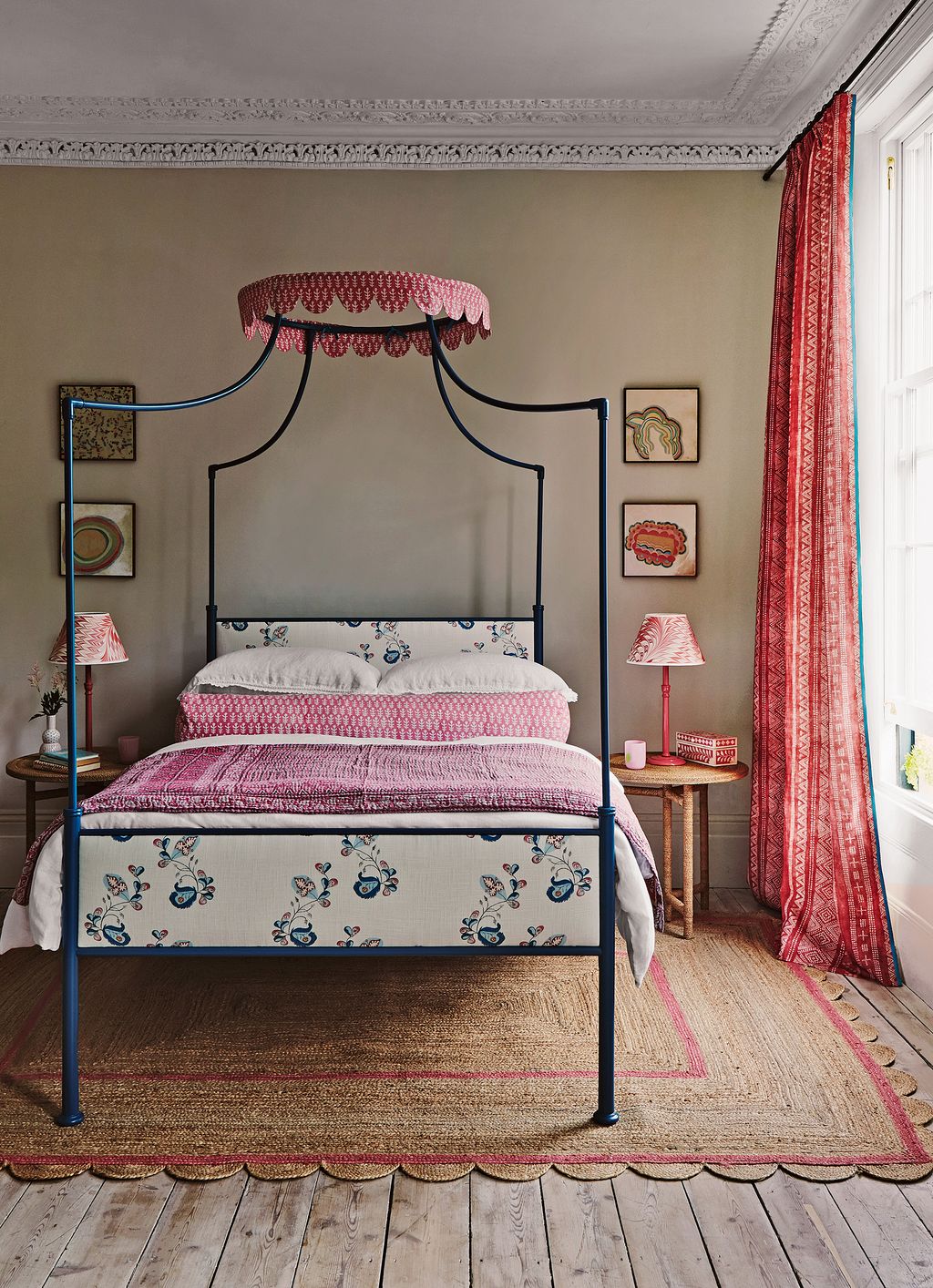 How to choose the right size area rug for your bedroom | Homes and Gardens