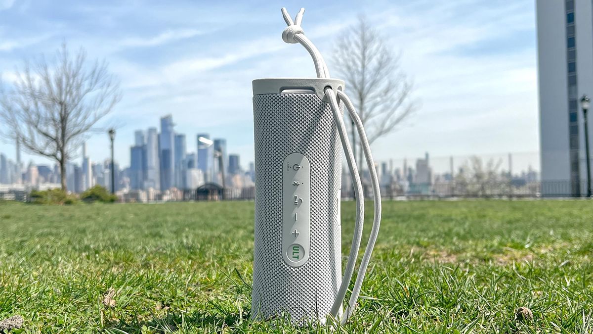 I went hands-on with the Sony ULT Field 1 and it's my new go-to travel ...