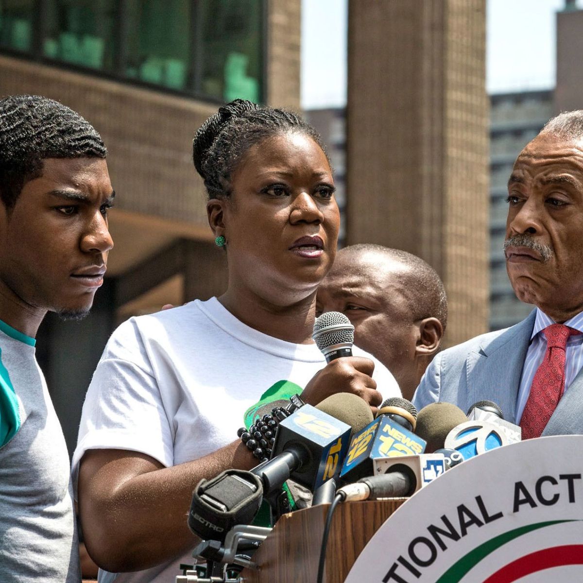 Trayvon Martin Mother Sybrina Fulton Interview - 'Rest in Power' Book ...