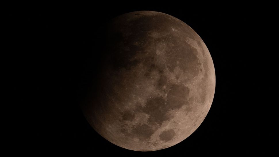 What time is the Harvest Moon Supermoon lunar eclipse on Sept. 17? | Space
