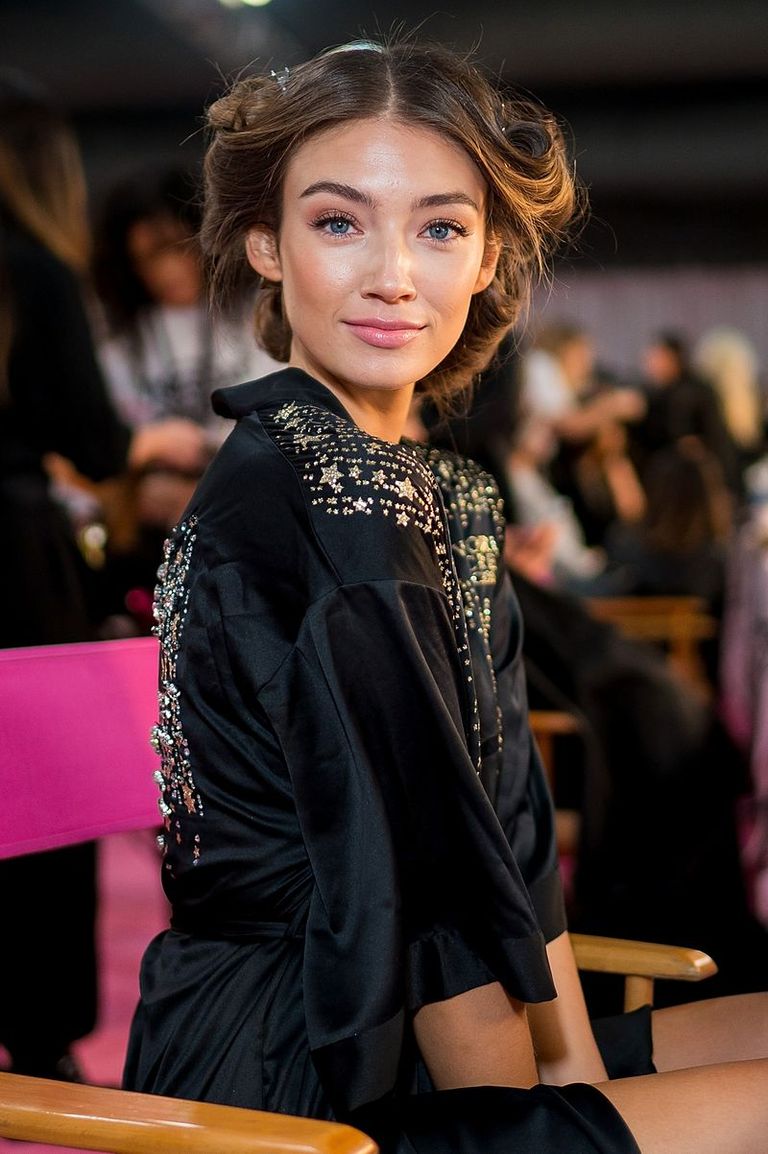 What Victoria's Secret Fashion Show Models Tell Themselves Right Before ...