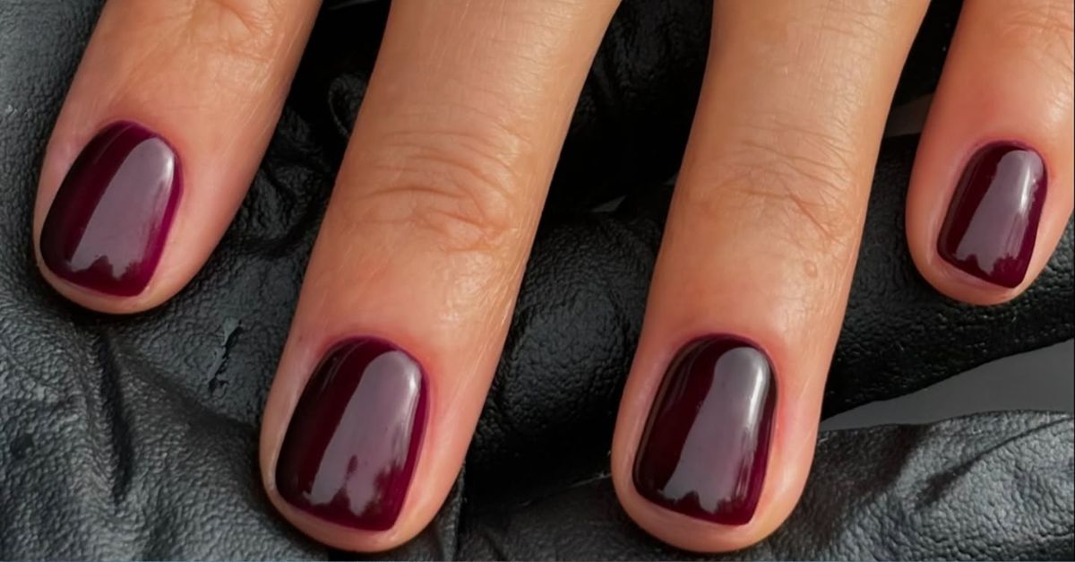 Merlot Nails Are the Anti-Spring Nail Trend You Need to See | Who What Wear