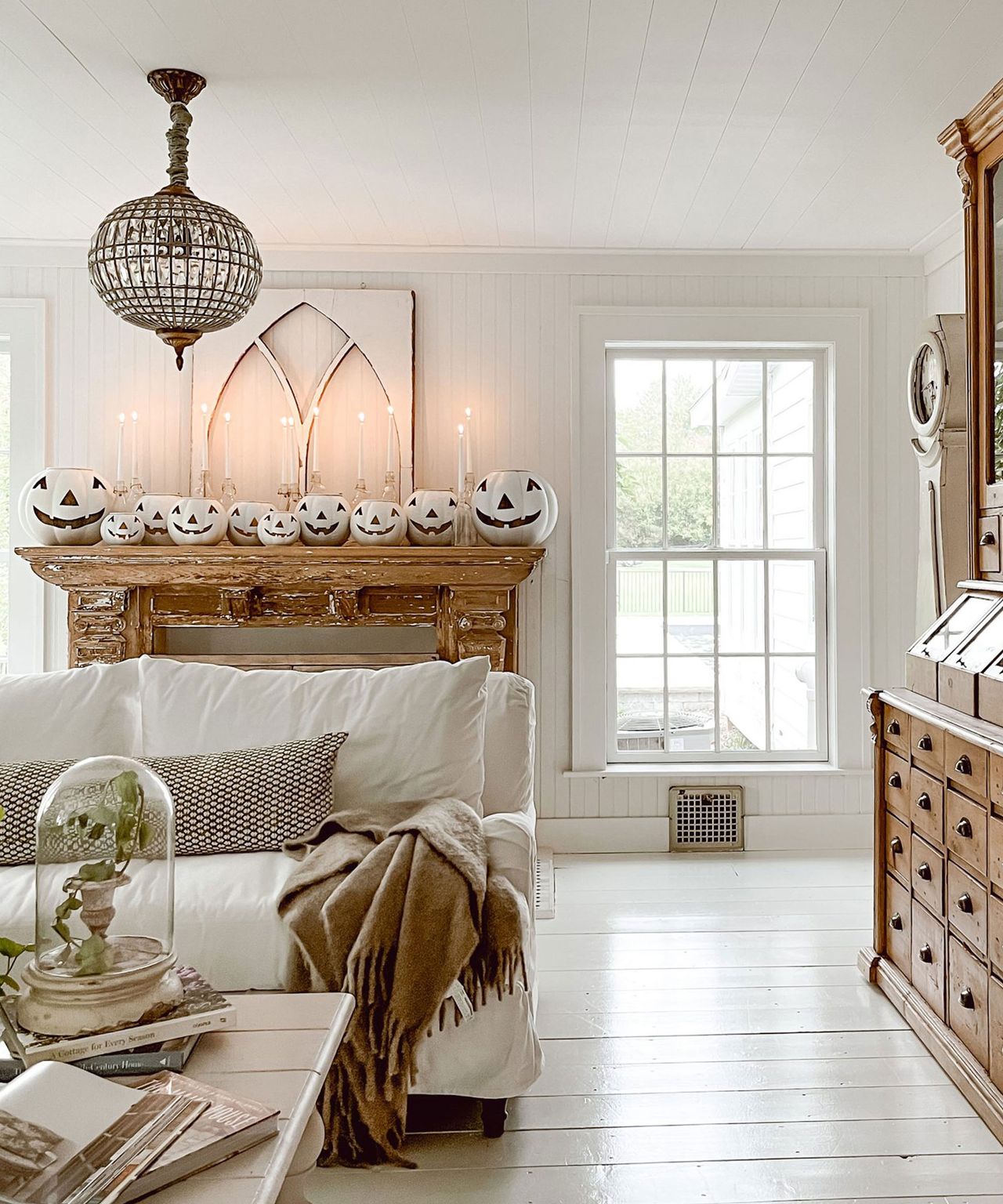 10 creative ways to decorate with pumpkins to create the perfect ...