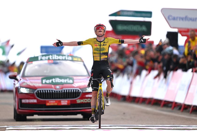 As it happened: Bunch sprint on summit finish sees GC contenders come ...