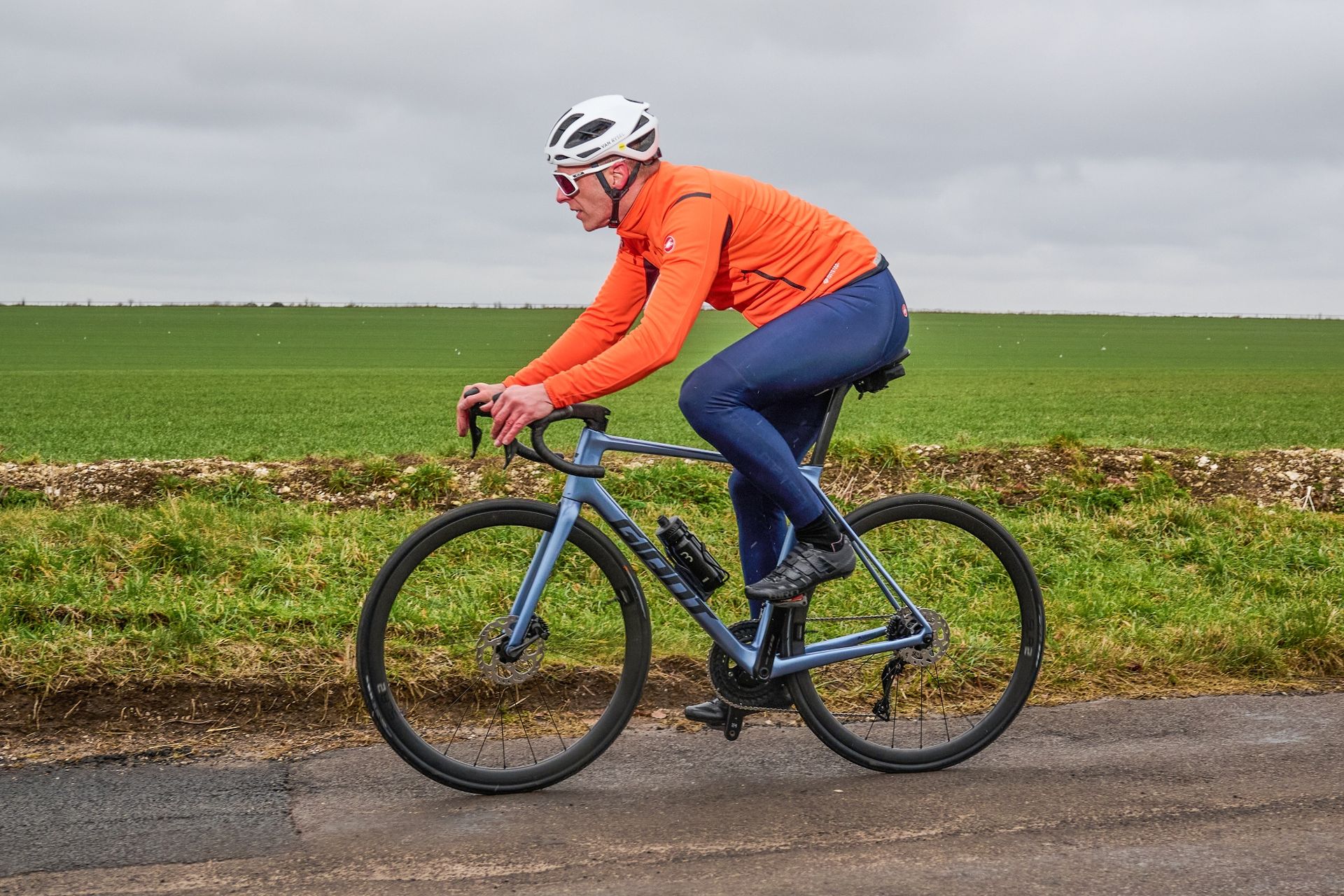 Giant TCR Advanced 0 Di2 review: Fast, agile and won't break the bank ...