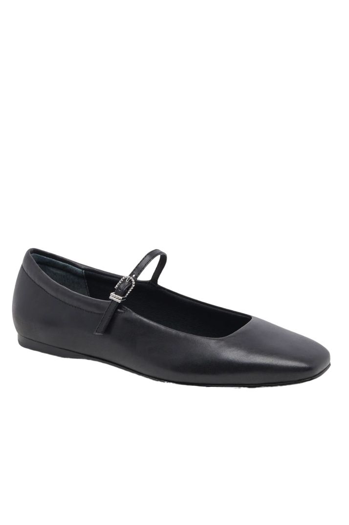 These 23 Transitional Spring Work Outfits Clock Overtime | Marie Claire