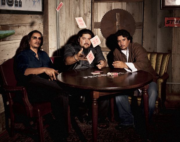 Los Lonely Boys Premiere New Video for "16 Monkeys" | Guitar World