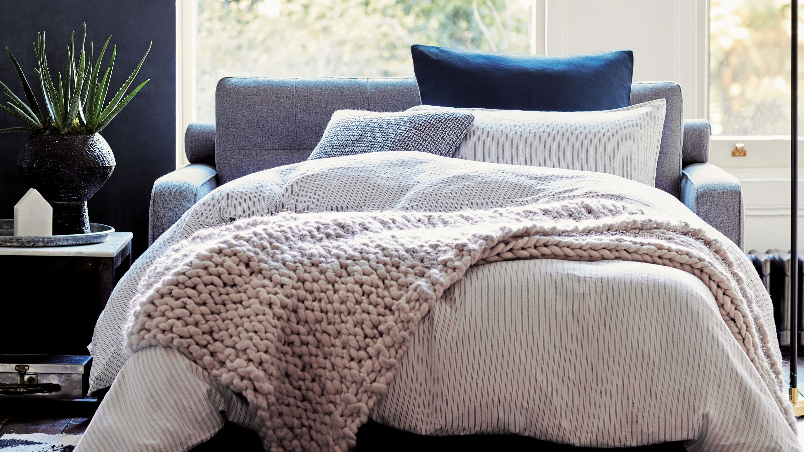 How to choose a sofa bed | Real Homes
