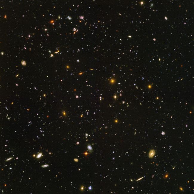 26 Cosmic Photos from the Hubble Space Telescope's Ultra Deep Field | Space