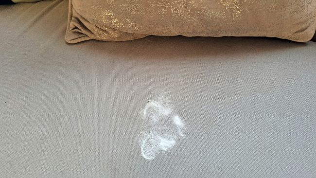 3 mattress cleaning tips to remove urine and sweat stains | Tom's Guide