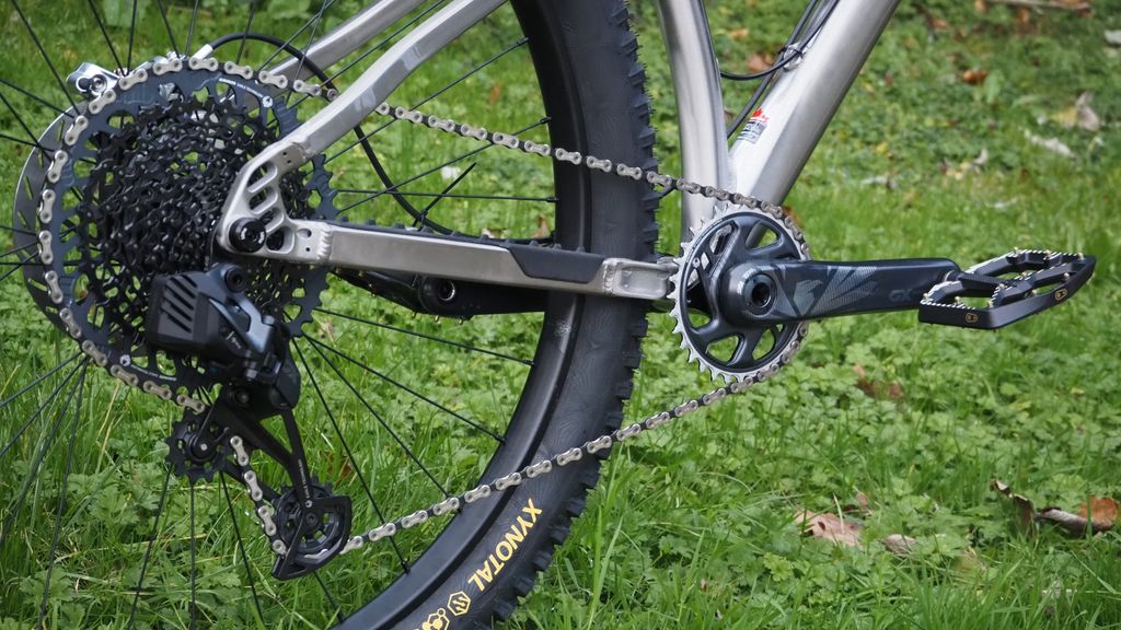 SRAM GX Eagle AXS vs GX Eagle T-Type Transmission | Bike Perfect