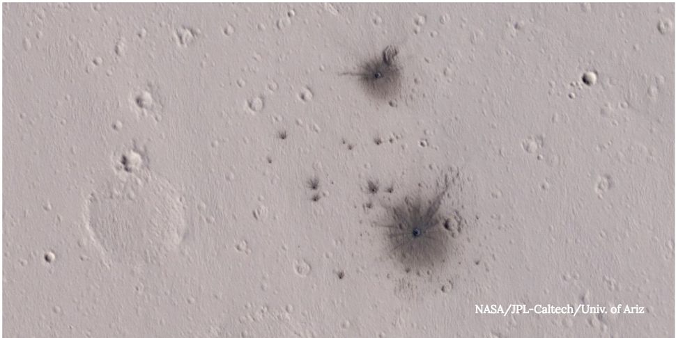 Mars Was Recently Hit by a Meteorite 'Shotgun' Blast | Space