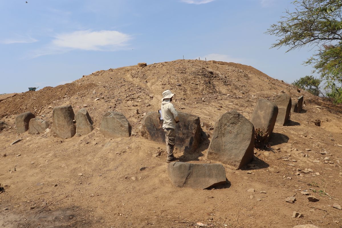 Archaeologists in Peru Unearth a 3,000-Year-Old Temple Used by a 'Water ...