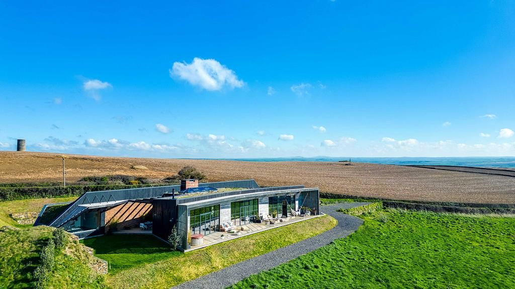 One of the greatest houses built in Cornwall in the last decade has ...