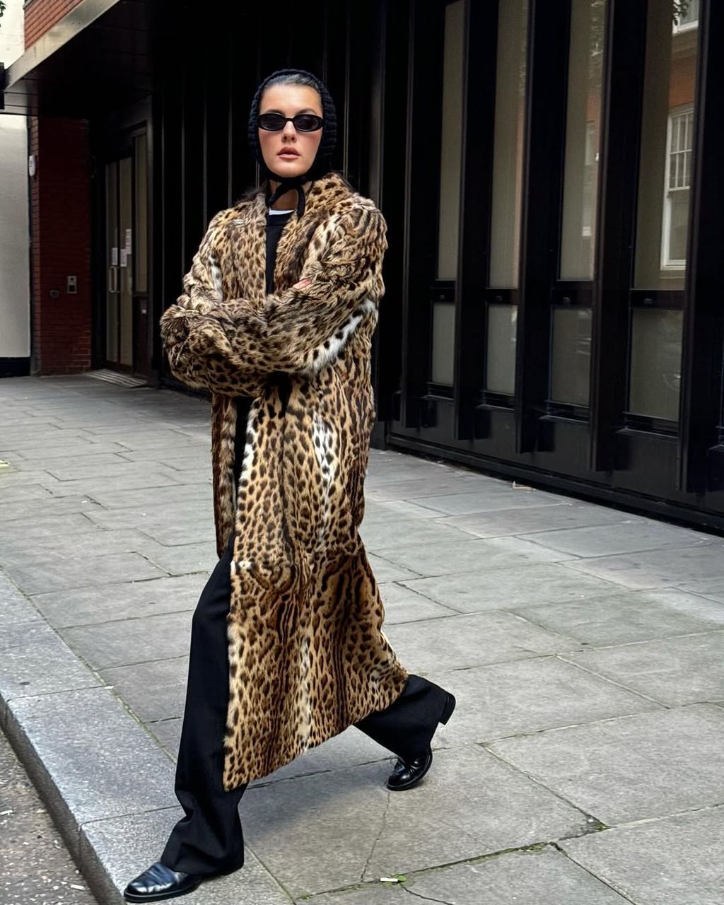 London Girls Are Obsessed With This Winter Accessory | Who What Wear