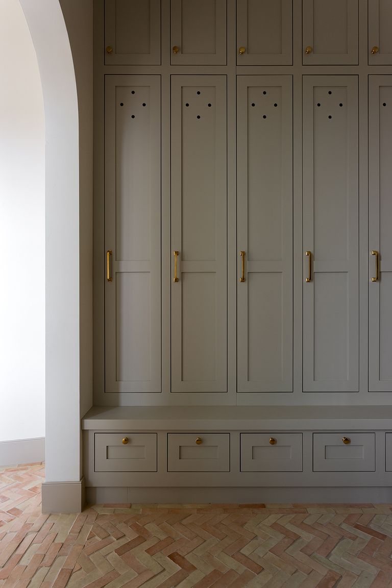 This house showcases transitional style and how to get it right | Livingetc