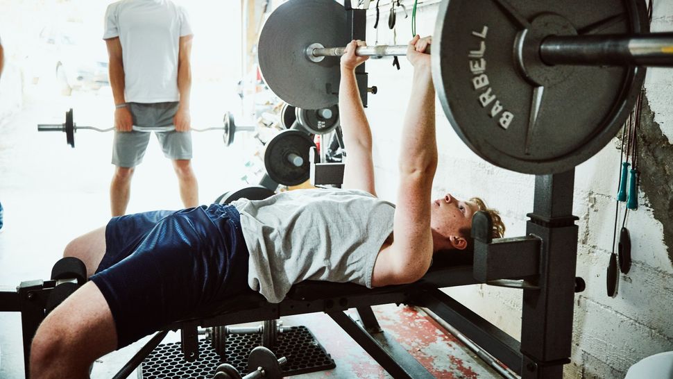 How to bench press: Elevate chest day with these techniques and ...