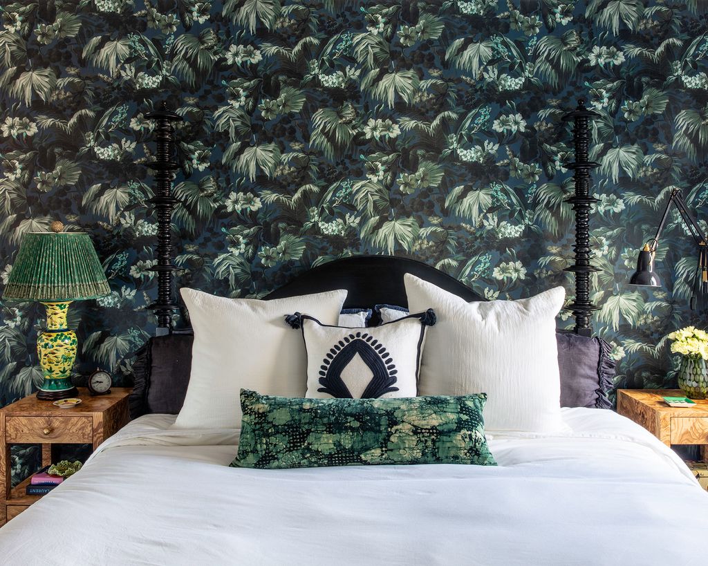 This cool Californian home makes its mark with clever color choices ...