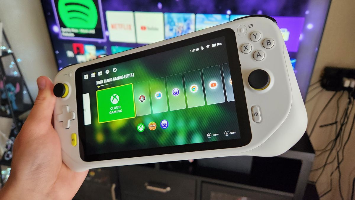 Logitech G Cloud review: An imperfect vision of the gaming future ...