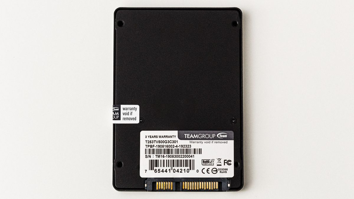 Team Group T-Force Vulcan SATA SSD Review: Flashy, Fast and Affordable ...