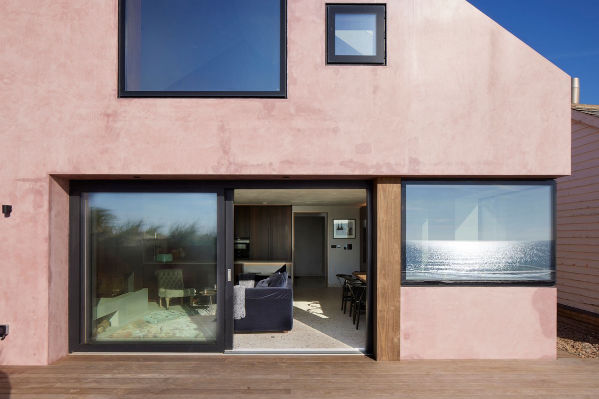 This pink 'fondant fancy' house is the ultimate beach hut | Homebuilding