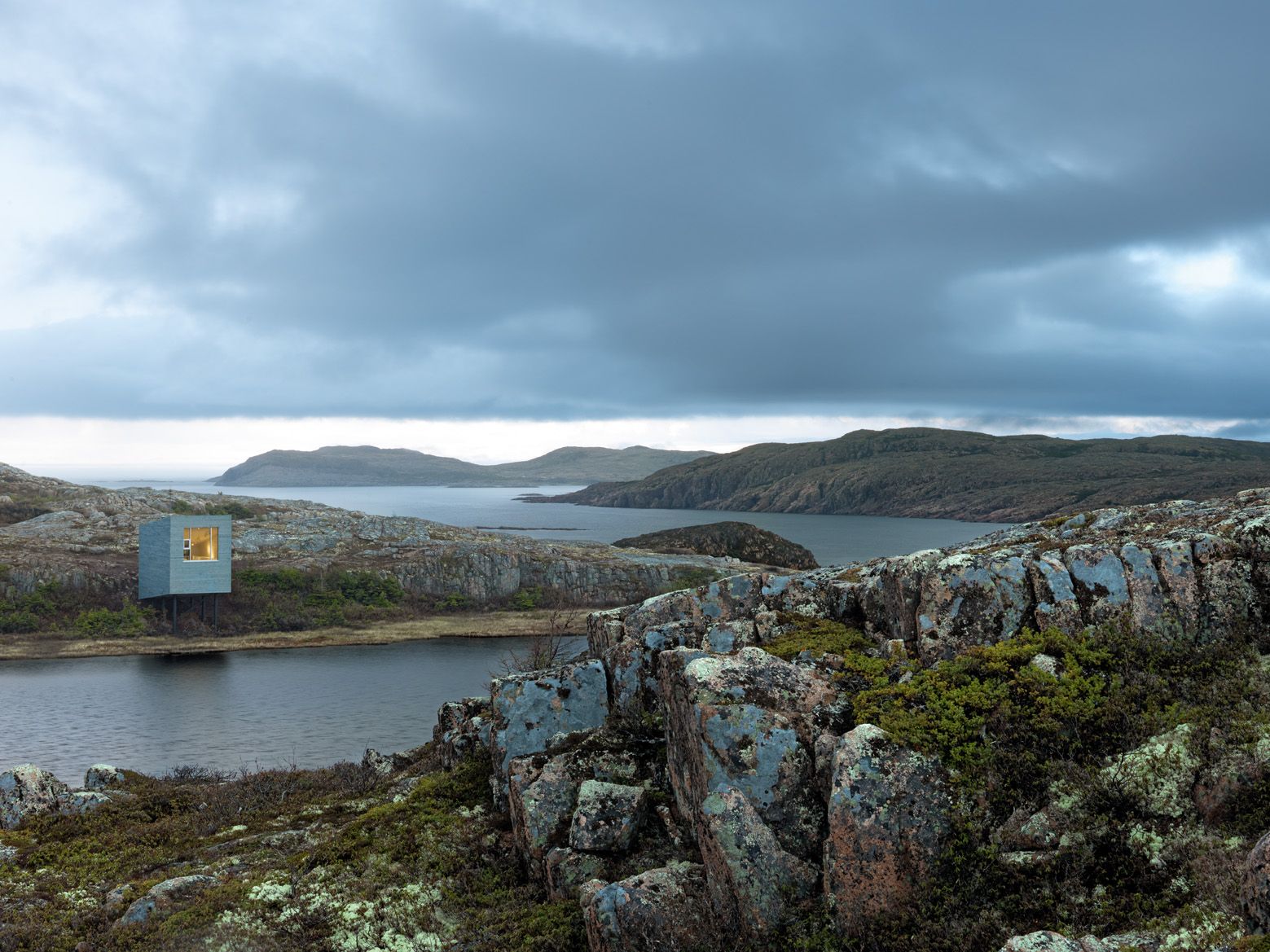 Architectural solutions to off grid living | Wallpaper