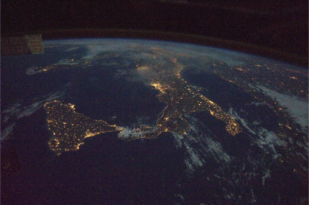 Earth From Space: Amazing Astronaut Photos | Space