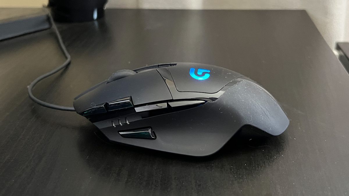 Logitech G402 Hyperion Fury review: "still as comfortable as ever ...